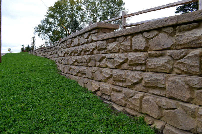 LondonBoulder Gallery - BIG Block Retaining Walls by LondonBoulder