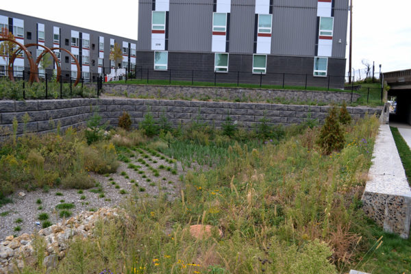LondonBoulder Gallery - BIG Block Retaining Walls by LondonBoulder